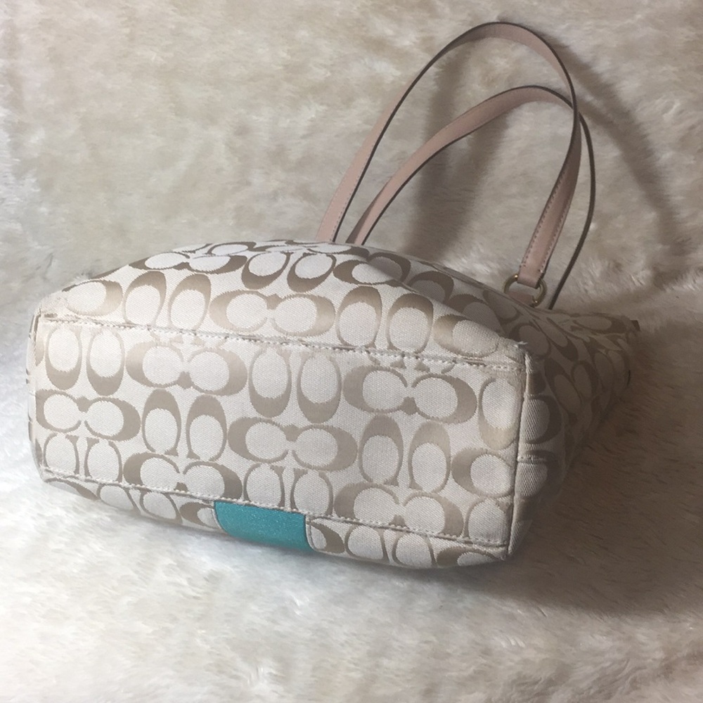Coach F28504 Signature Strip Tote Shoulder Bag - Gem